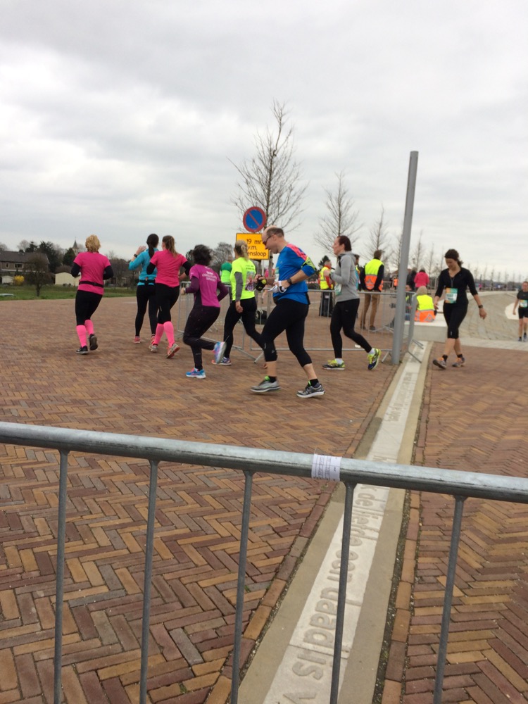 Stevensloop 2017 – halve marathon – De kortste weg is zelden de leukste